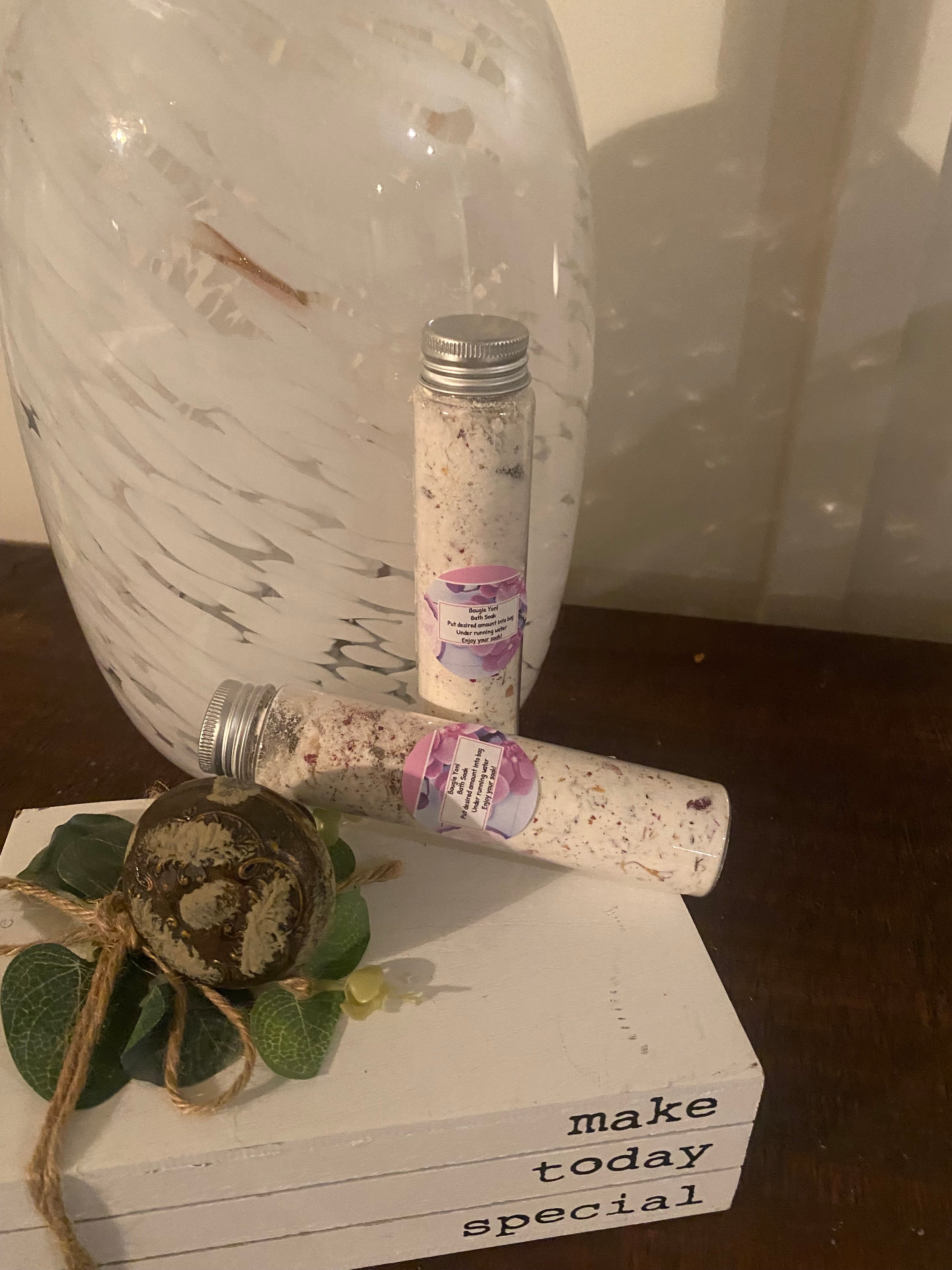 Bougie Herbal Yoni Bath Soak – Her Sweet Yoni LLC